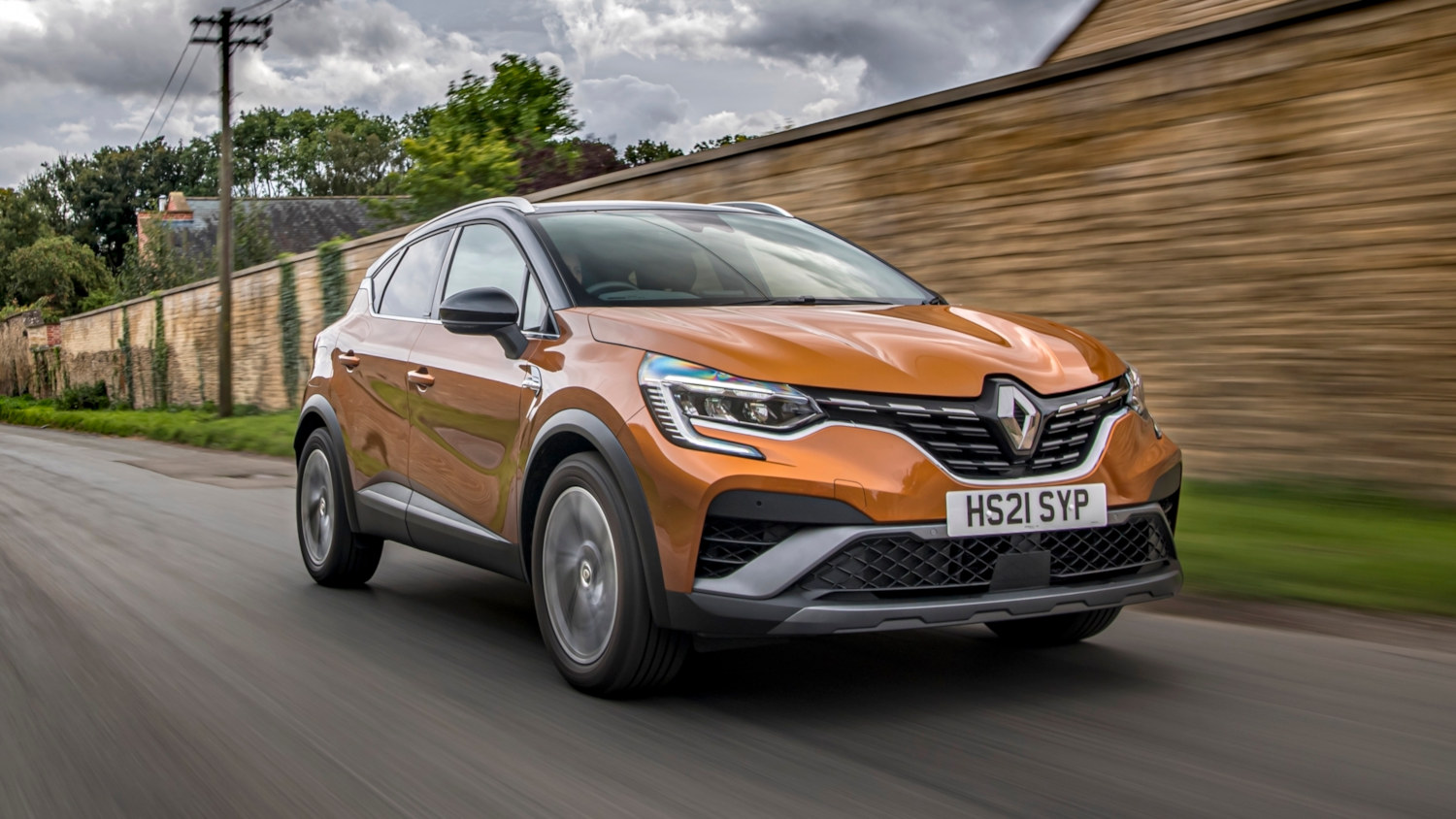 Renault Captur E-TECH engineered 2023 | SUV Drive